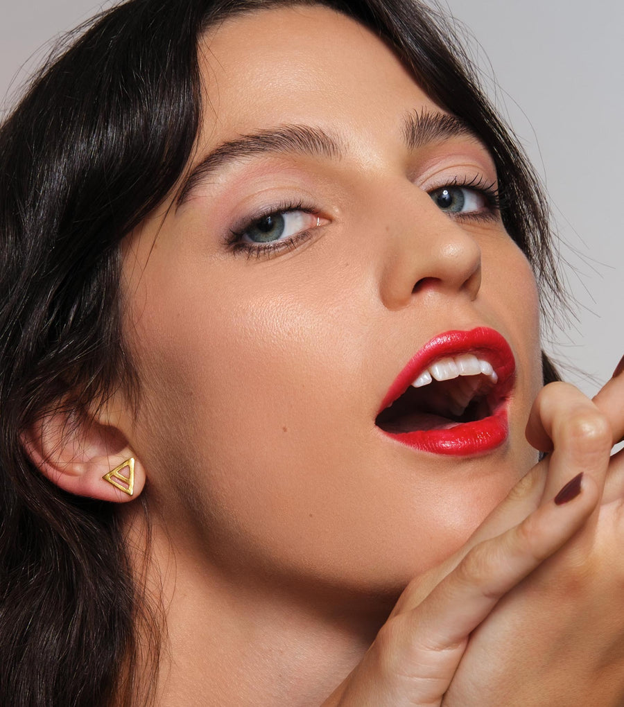 MOB BEAUTY | Clean Black Eyeliner | Super long-lasting | MOB Beauty